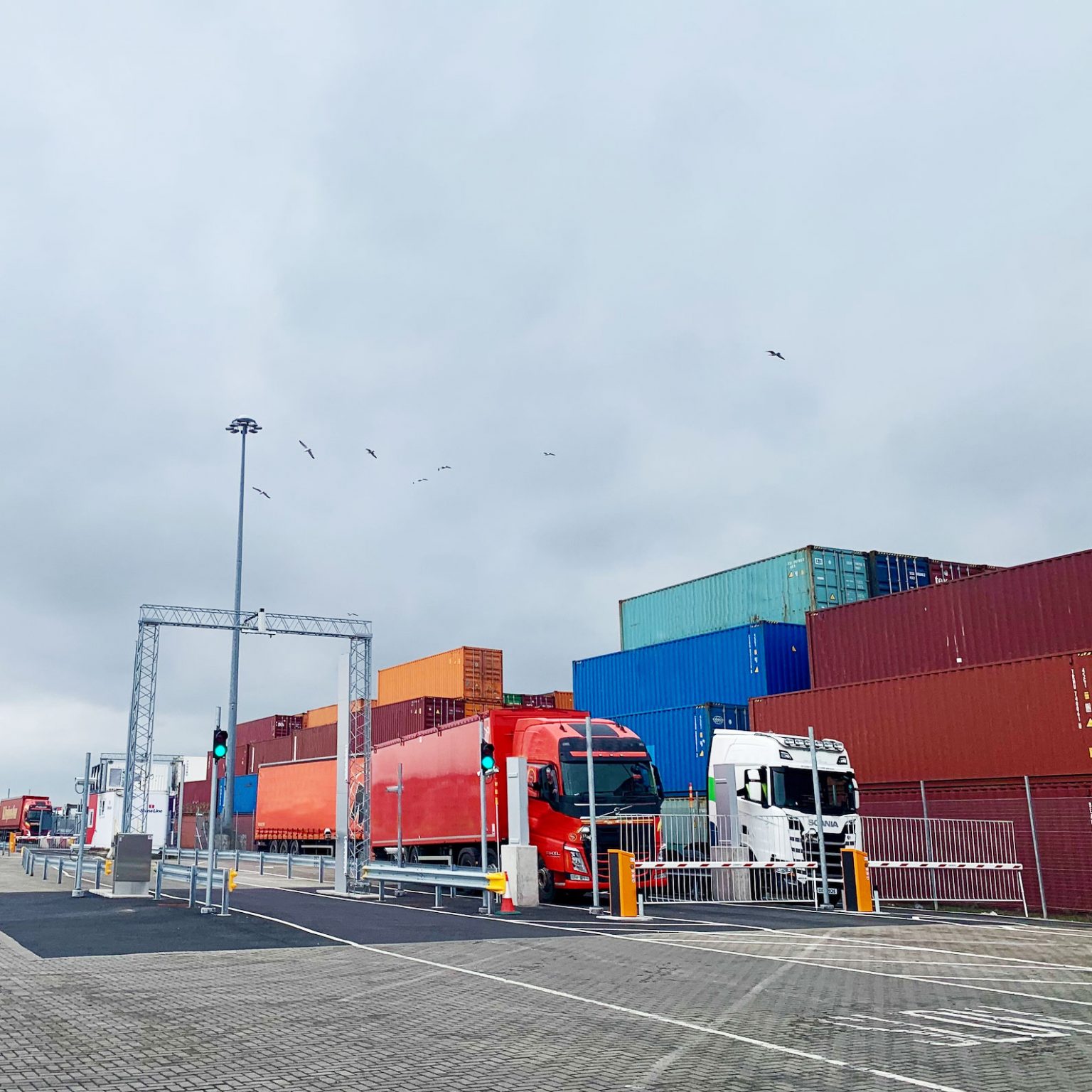 SmartGate self service system for pre-registrating units - Stena Line ...